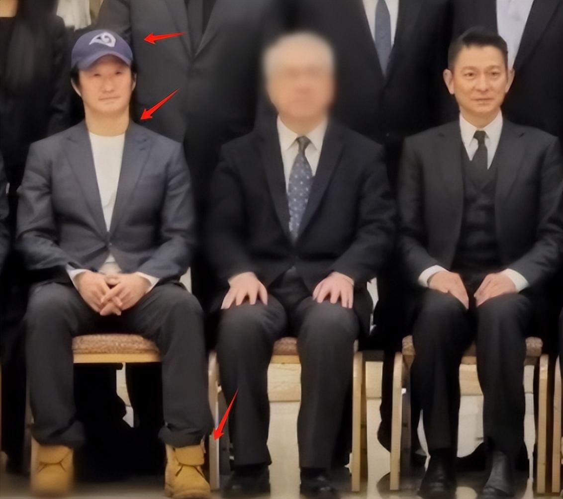 人民大会堂:没了滤镜,遍地普男普女?但我被宋佳的生图惊艳了 360娱乐,你开心就好